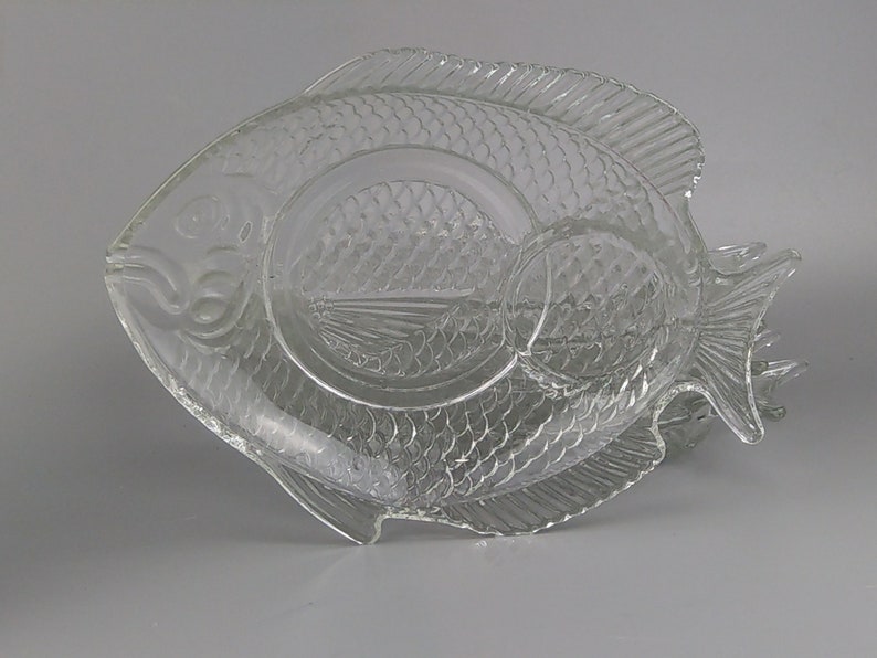 Set of 5 Vintage Glass Fish Plates - Etsy