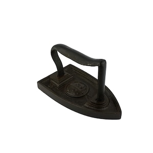 Antique Flat Iron CAMION FRERES CF 17, 19th Century French Flat Iron ...