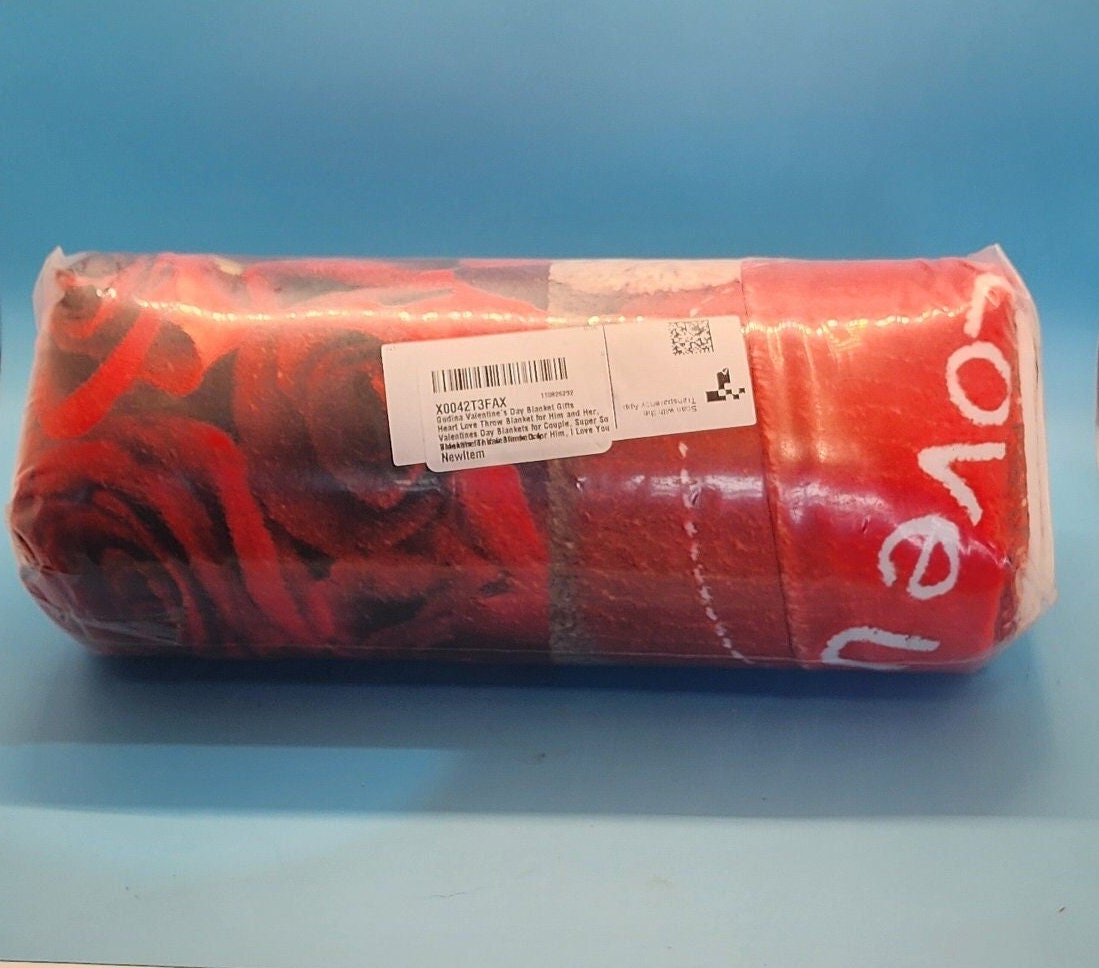 Couples Throw, I Love You, Hand Stitched Edging, Roses, 70x50, Love - Etsy