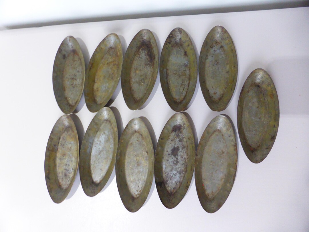 11 Vintage Individual Cake Molds - Etsy