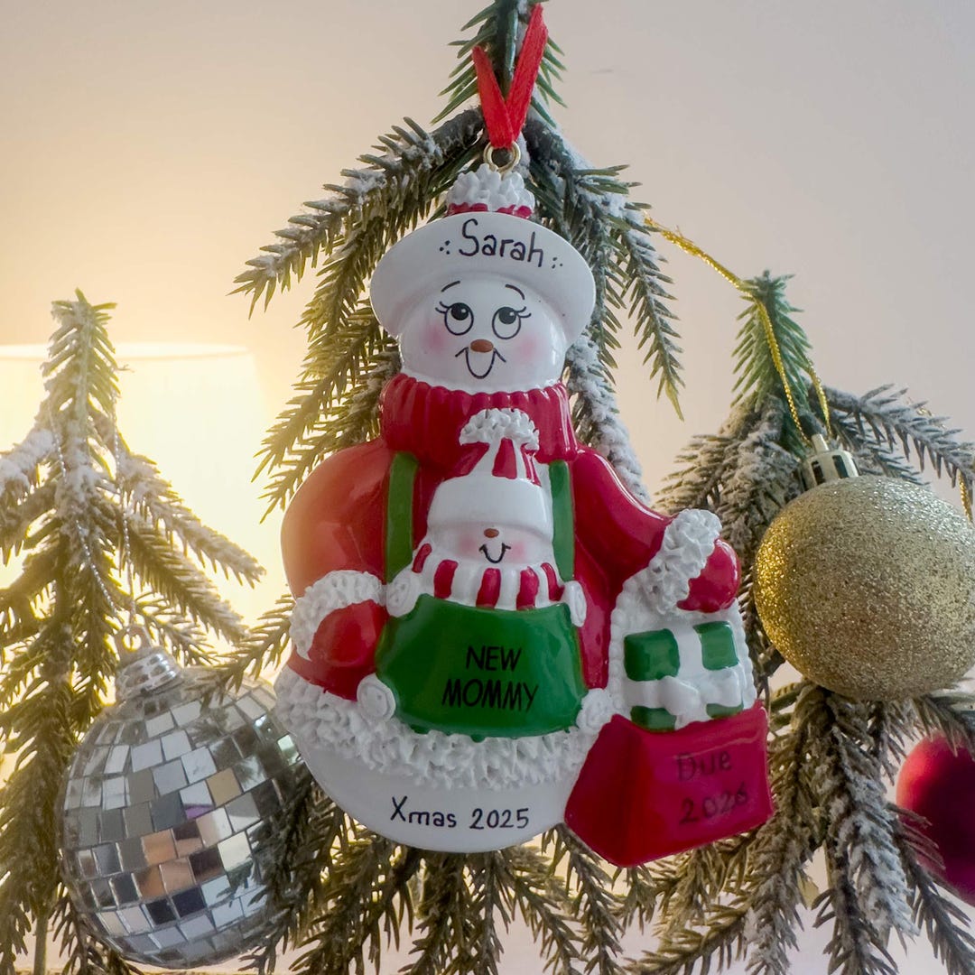 Personalised New Mommy Mummy Christmas Tree Decoration Ornament 2025 ...