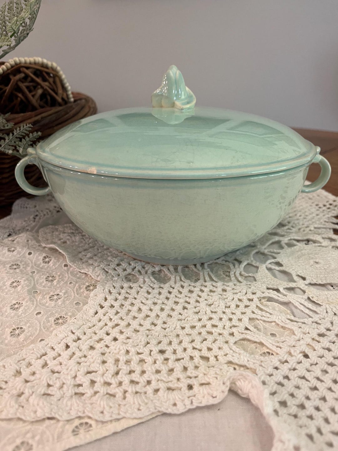 Antique Taylor Smith Taylor Lu-ray Pastels Surf Green Large Lidded ...