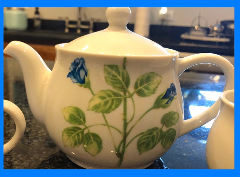 Vintage Blue Rose Teapot & 2 Tea/Coffee Mugs | Etsy