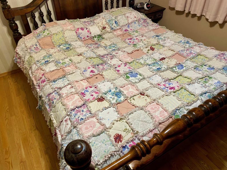 Farmhouse Favorite Queen Size Patchwork Rag Quilt With Pockets - Etsy