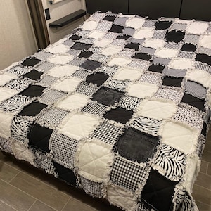 Zebra - Queen Size Patchwork Rag Quilt With Pockets - Etsy
