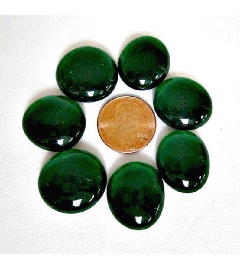25 Medium Light Green or Emerald Green Glass Gems | Etsy