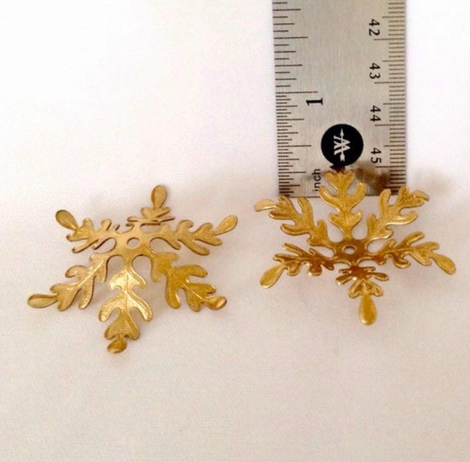 2 Piece Snowflake Raw Brass Filigree 1.75 Inch Sag 2252 - Etsy