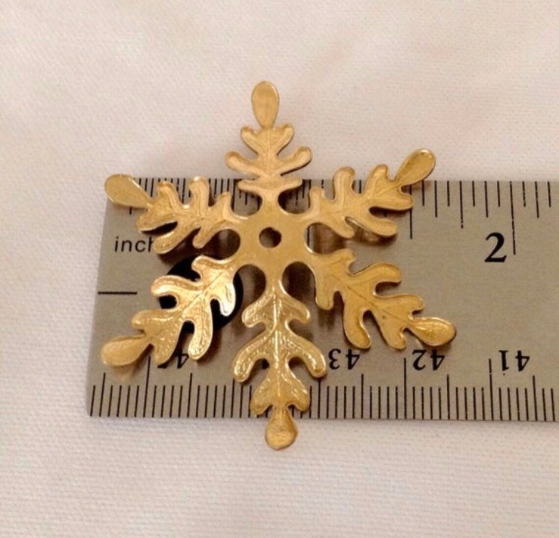 2 Piece Snowflake Raw Brass Filigree 1.75 Inch Sag 2252 - Etsy