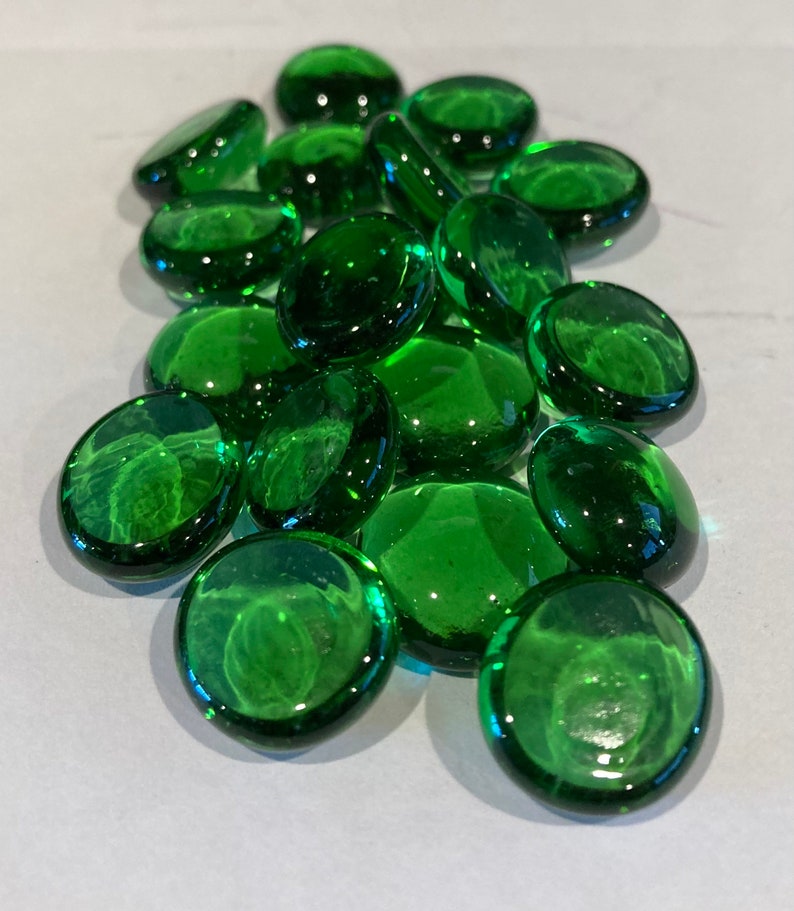 50 Medium Emerald Green OR Light Green Glass Gems - Etsy