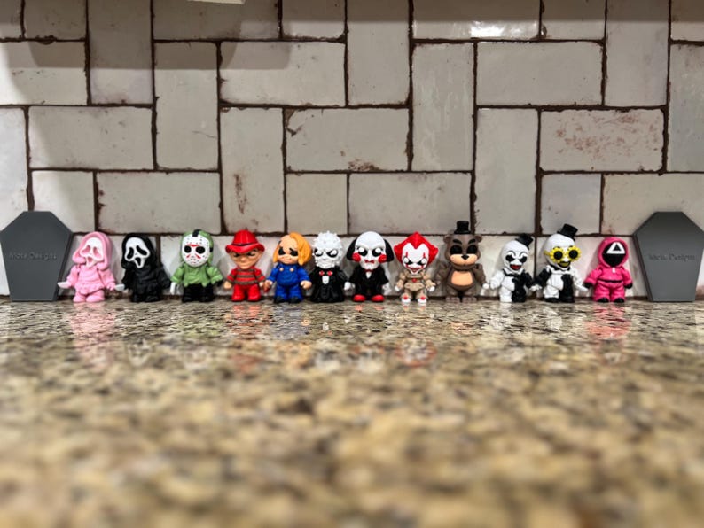 3D Printed HORROR Minis With Coffin **more Coming Soon** - Etsy