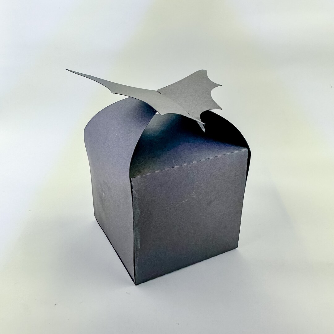 Bat Treat Box SVG, Halloween Paper Box SVG, Laser SVG File, Paper Cut ...