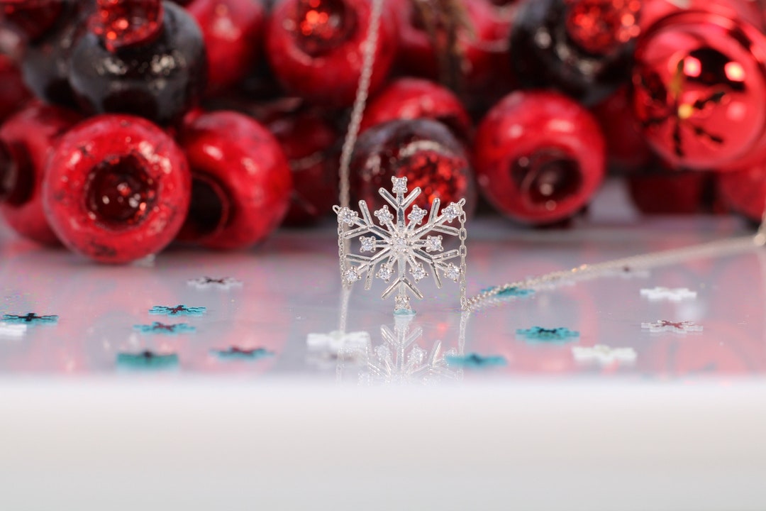 Winter-themed Snowflake Silver Jewelry Set, Snowflake Serenade Winter ...