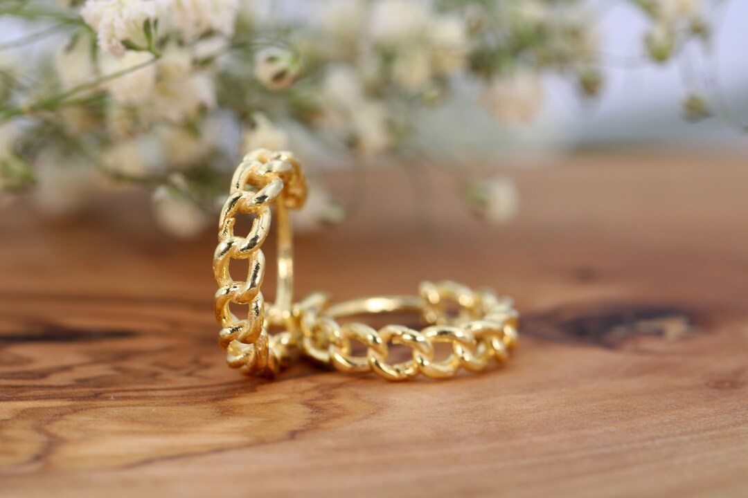 Gold Chain Link Earrings, Minimalist Huggie Hoop Earrings for Women - Etsy