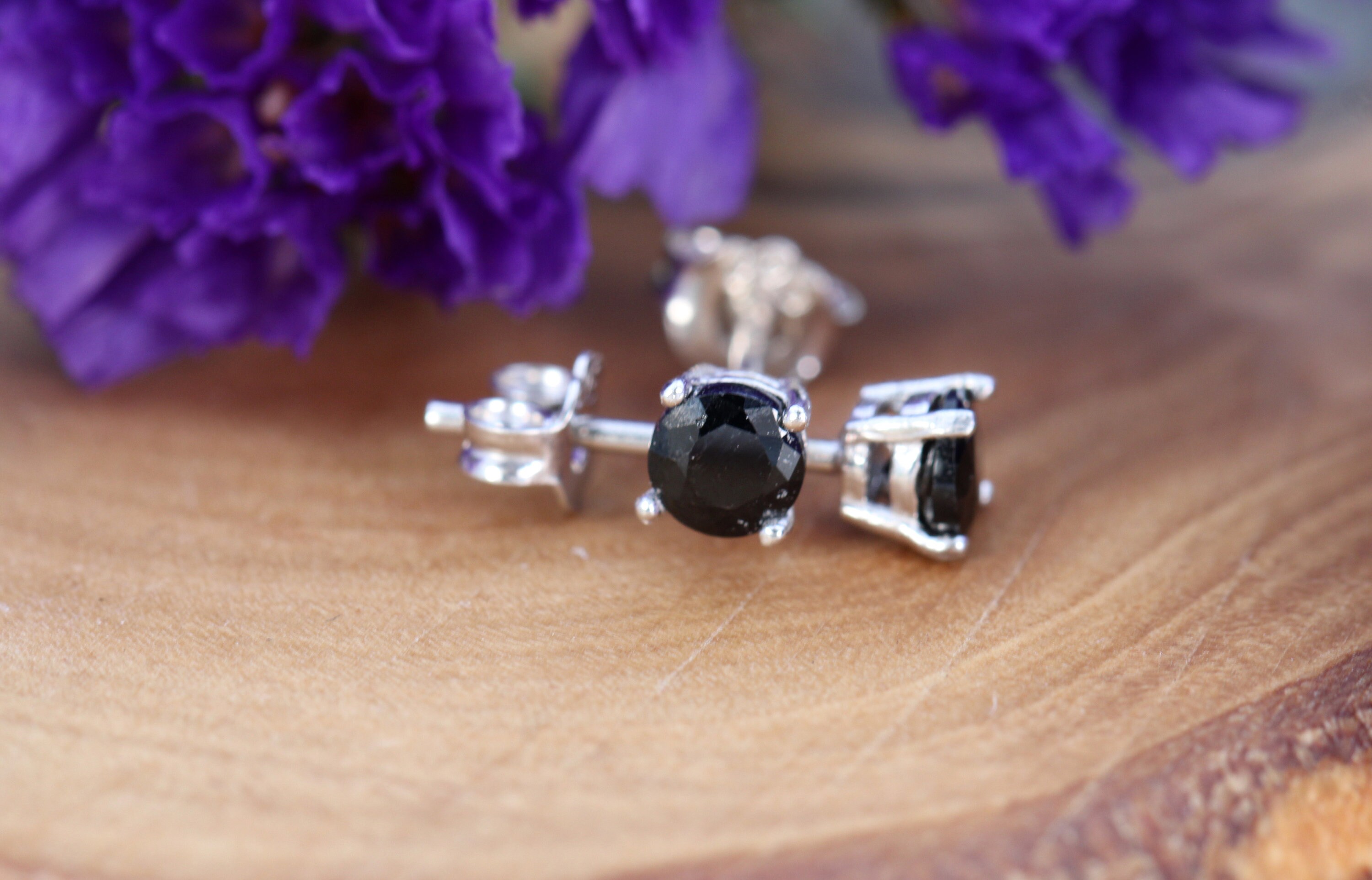 Gold Basket Stud With Black Onyx, Black Basket Stud Earrings for Women ...