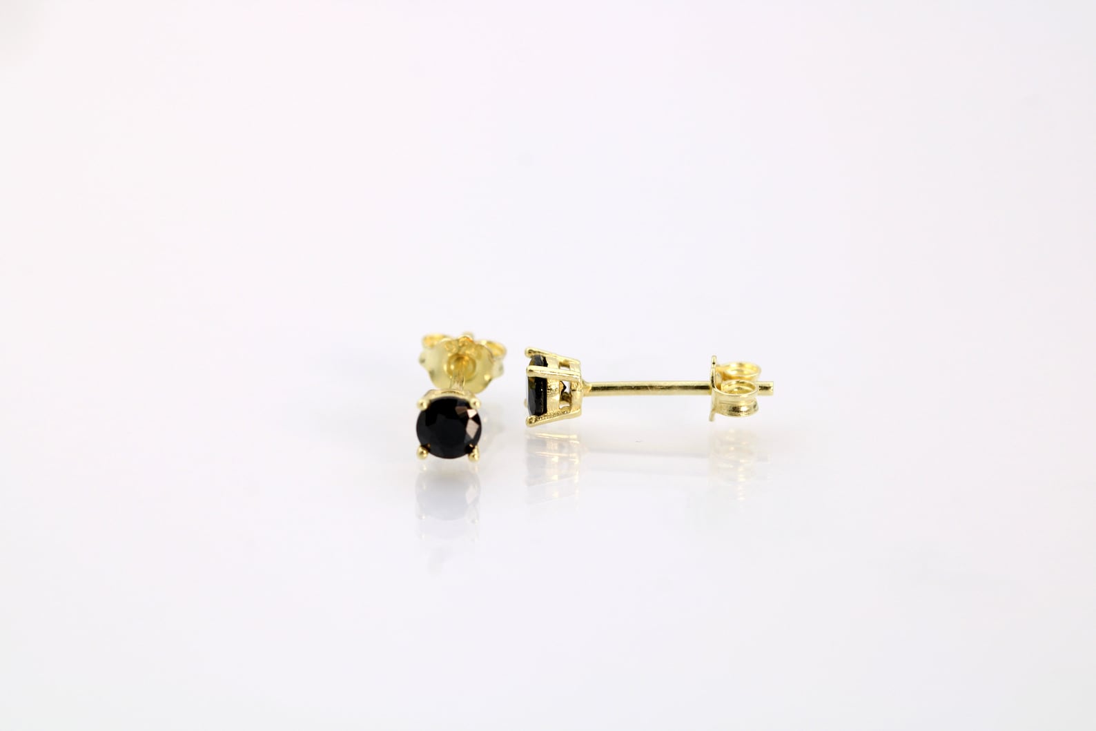 Gold Basket Stud With Black Onyx, Black Basket Stud Earrings for Women ...