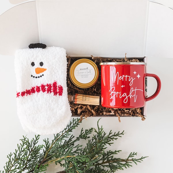 Personalized Christmas Gift Sets - 60+ Gift Ideas for 2024