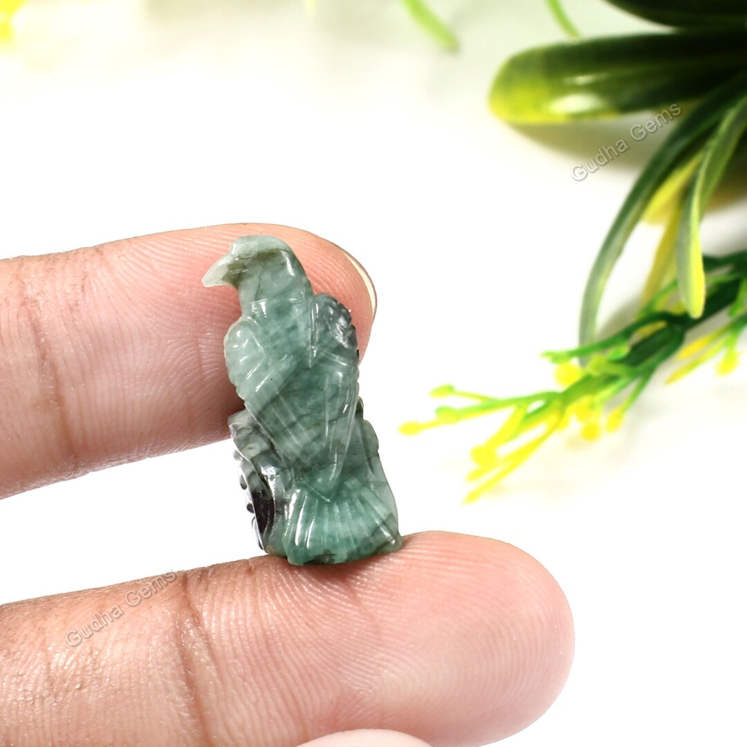 18.30 CRT 22x16x10 Mm Very Unique Sparrow Sculpture Carving Emerald ...