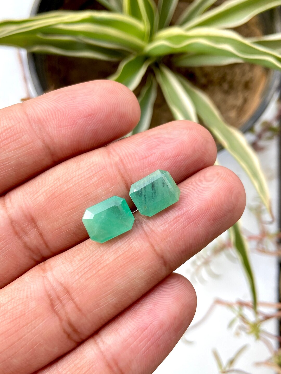 8.68 CRT Genuine Emerald Rectangle Cut Pair Stone, A Grade Natural ...