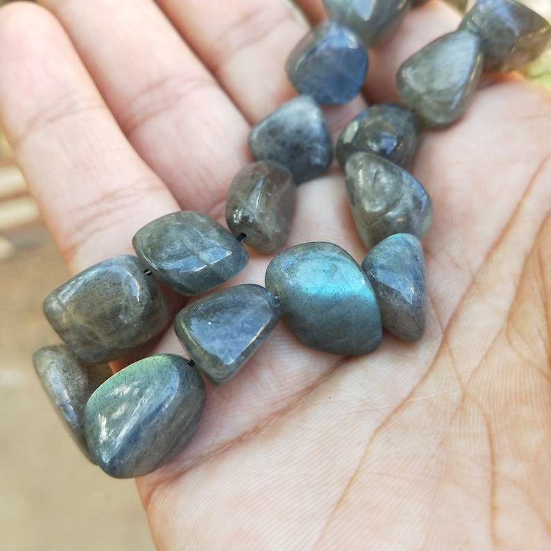 Labradorite -- Natural Labradorite Tumbles -- 1 Strand -- 11 to 22 Mm ...