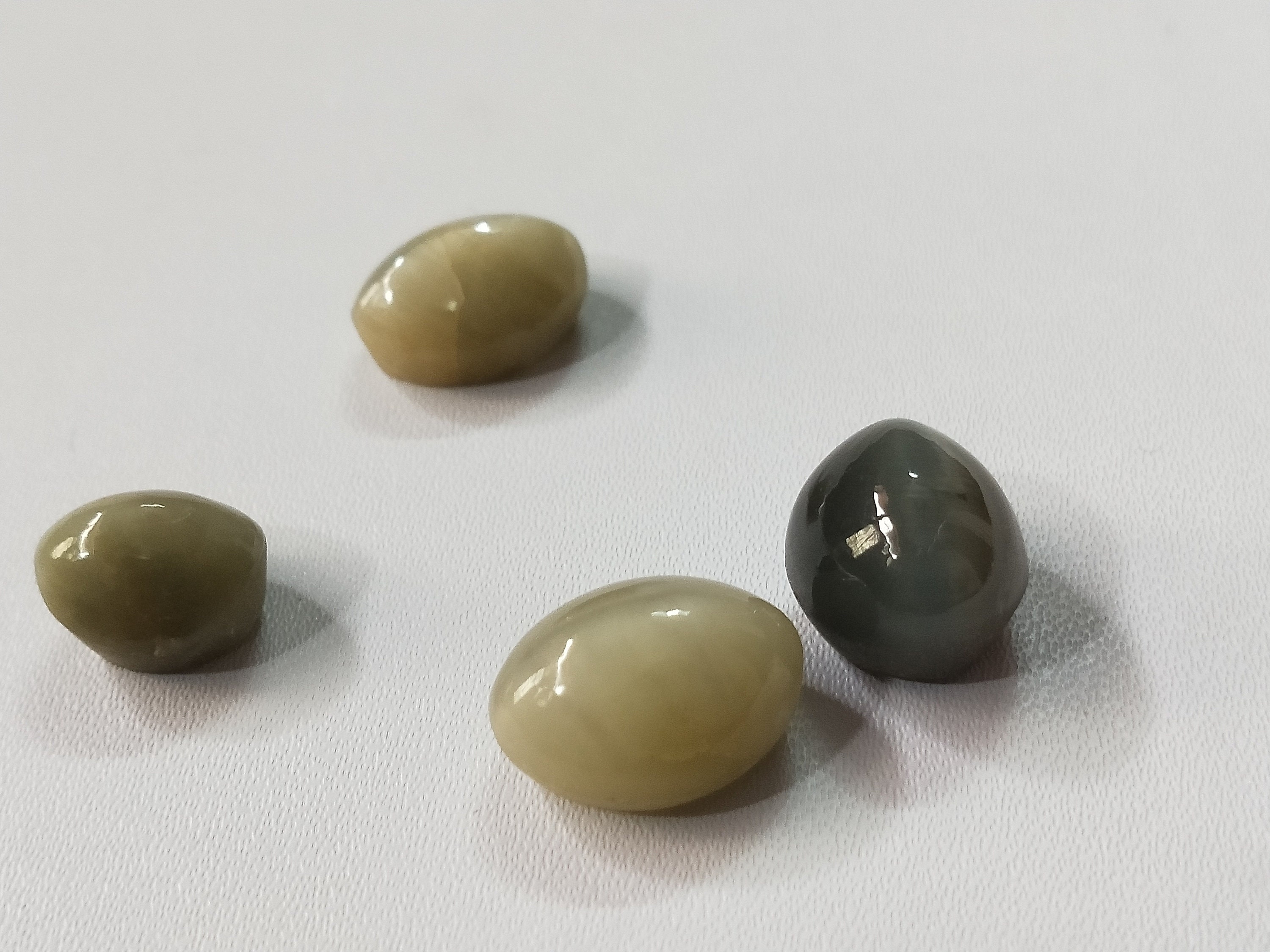 Beautiful Natural Cat's Eye Stone Natural Cat's | Etsy