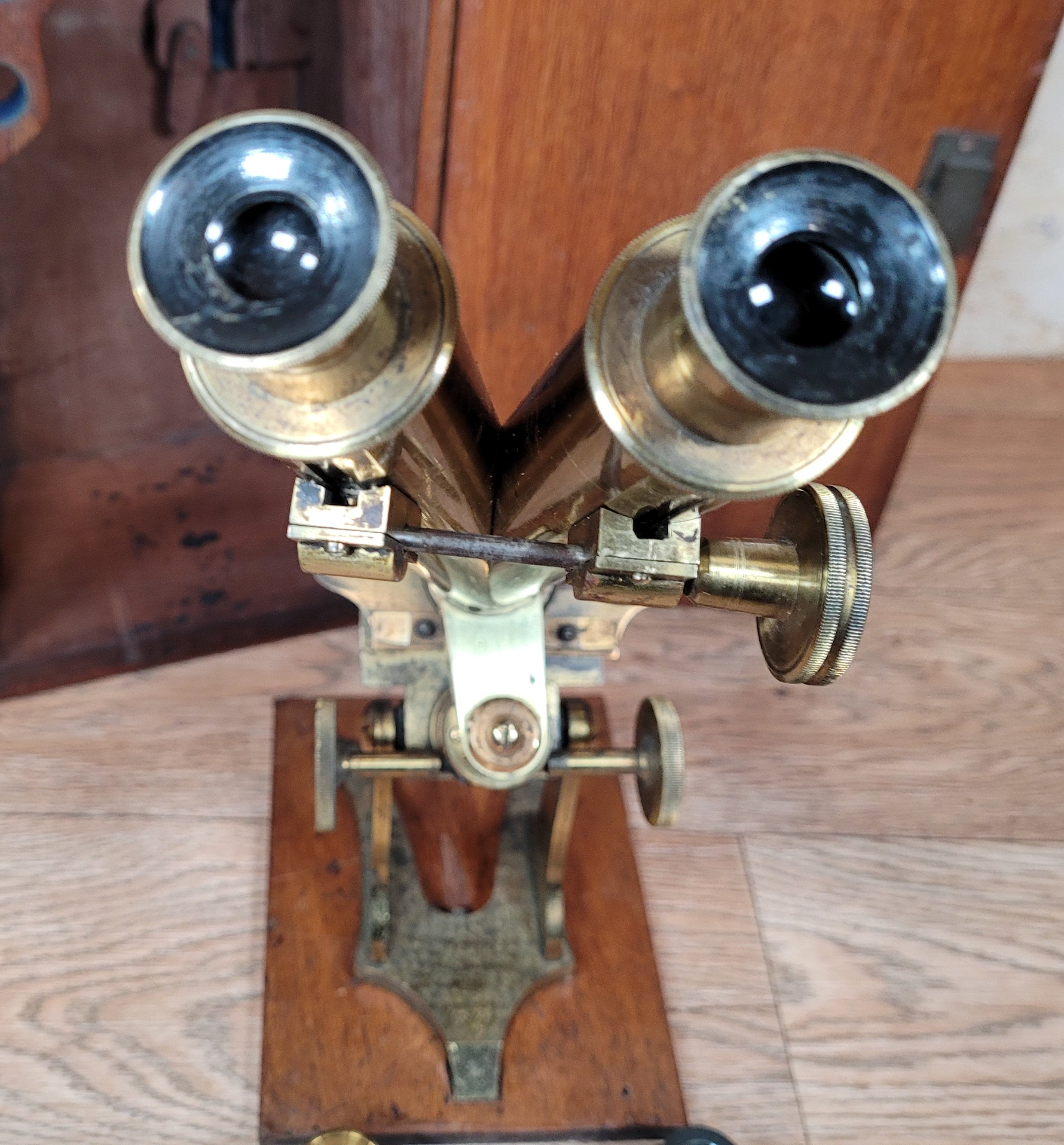 Antique Brass Binocular Microscope / Antique Brass Microscope With Box ...