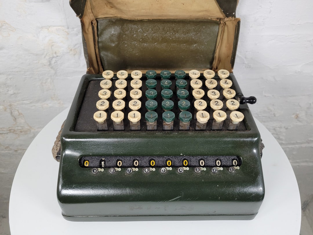 Vintage Calculating Machine With Original Rexine Cover / St James of ...