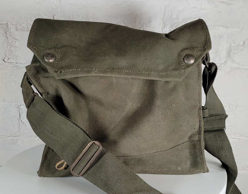 Vintage Puretha Type C Respirator / Vintage Gas Mask - Etsy