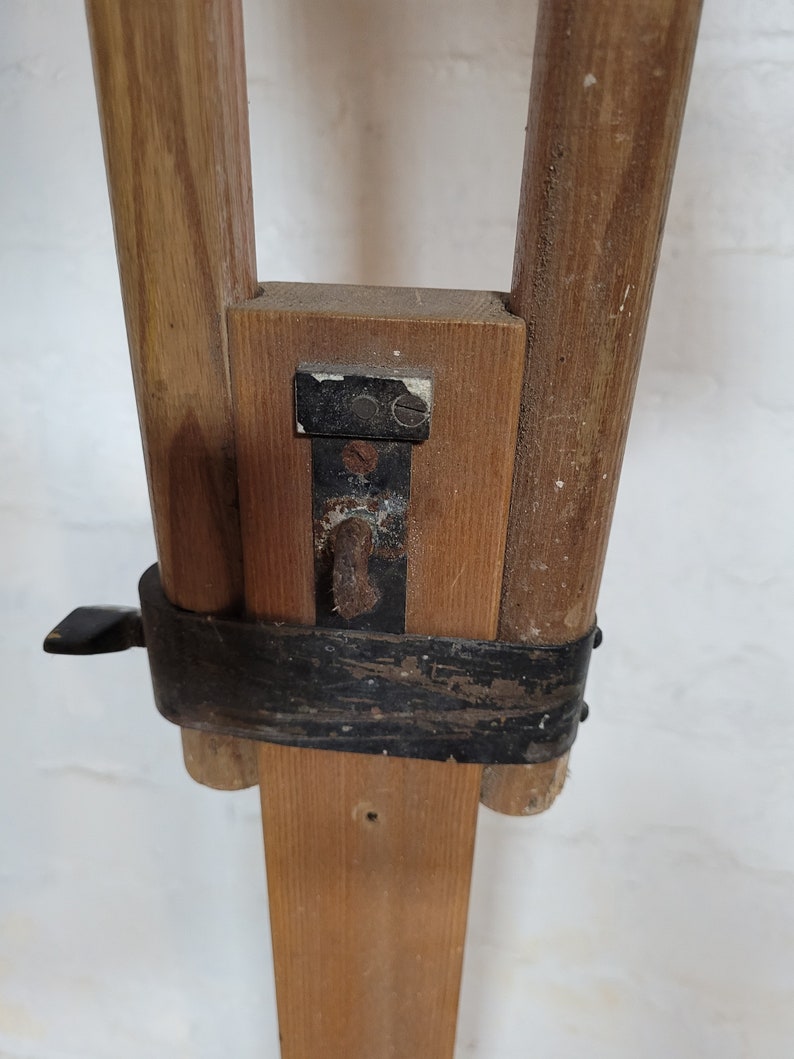 Vintage Wooden Tripod With Spirit Level / Surveyor's Tripod - Etsy