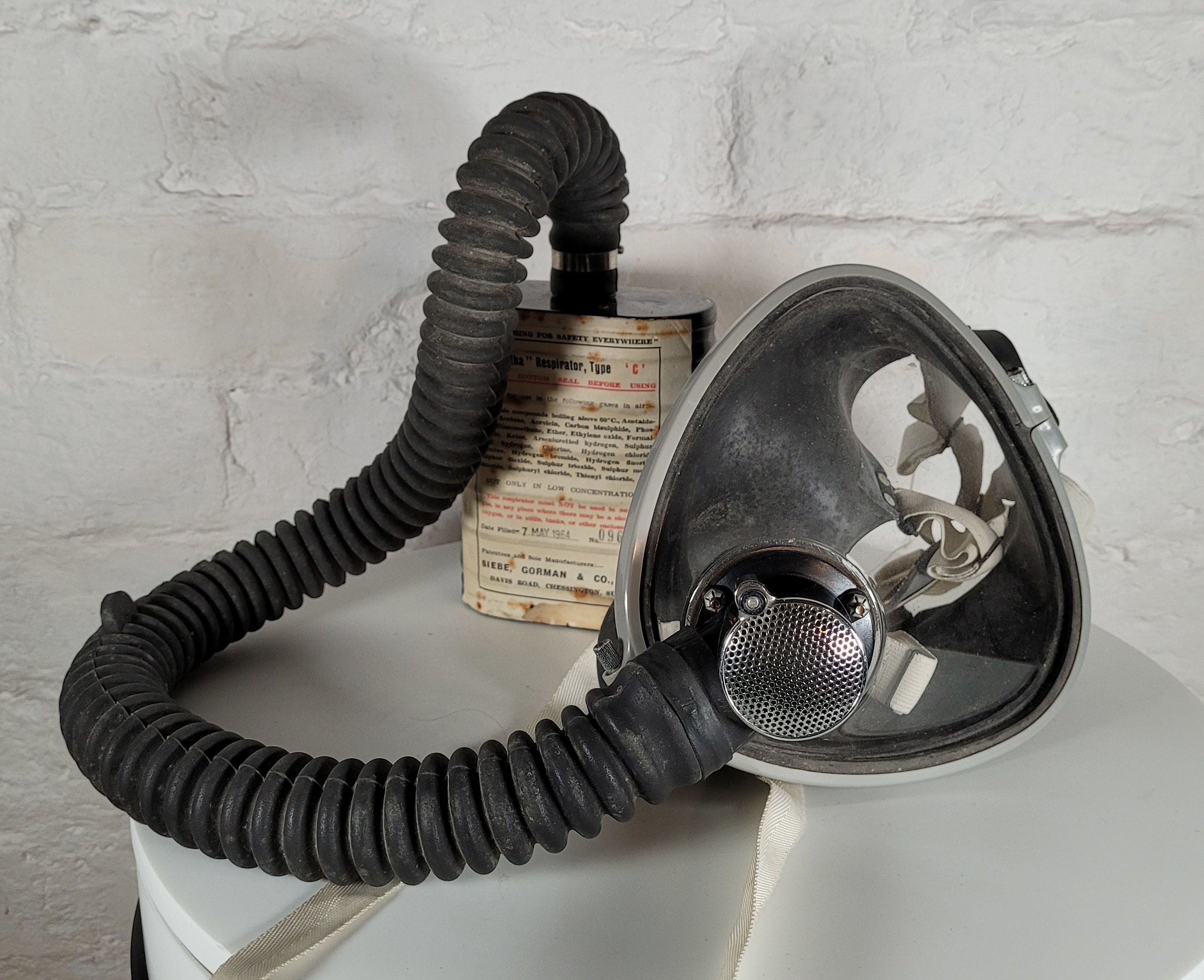 Vintage Puretha Type C Respirator / Vintage Gas Mask - Etsy Australia
