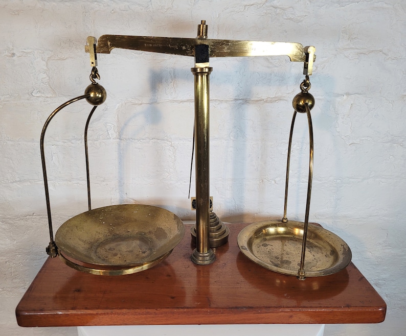 Bilance in ottone antico di Maw / Grandi bilance antiche / Bilancia ...