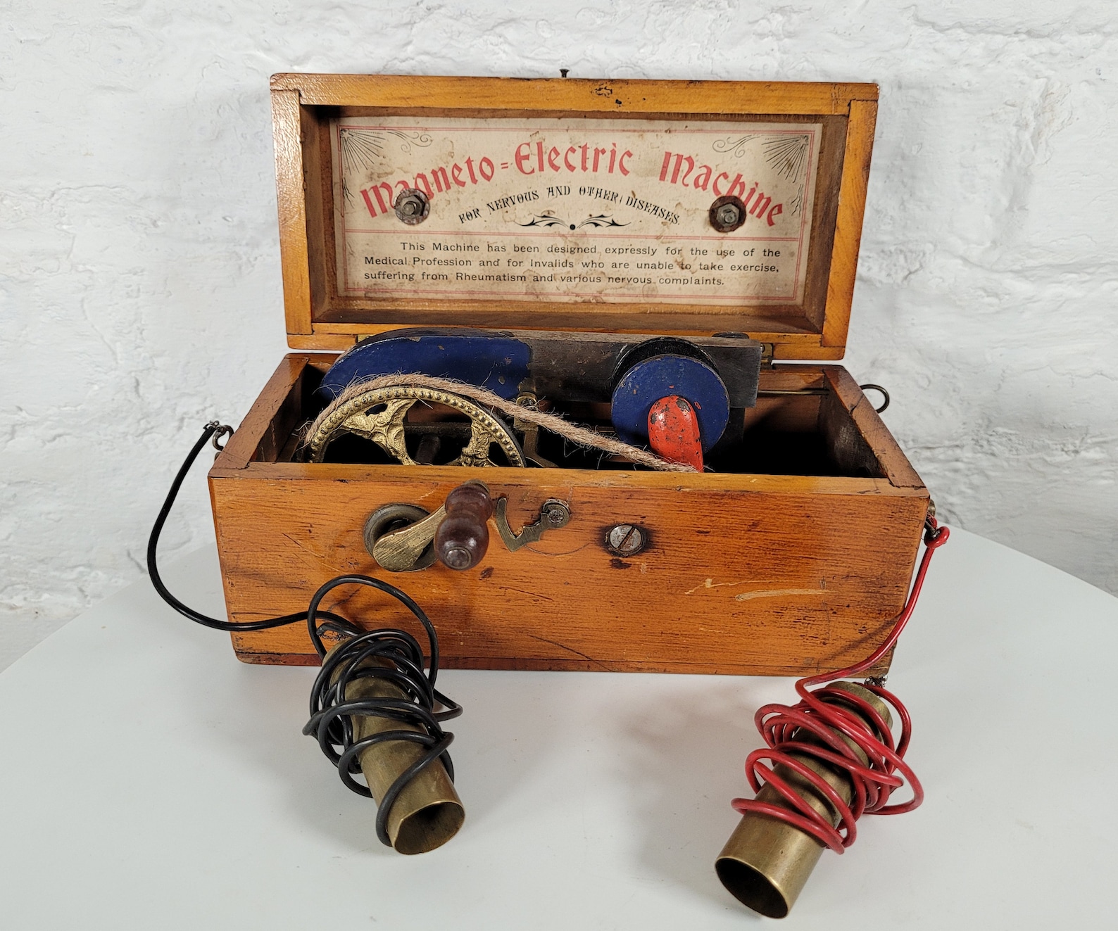 Small Antique Magneto Device / Magneto Electric Machine for Nervous and ...