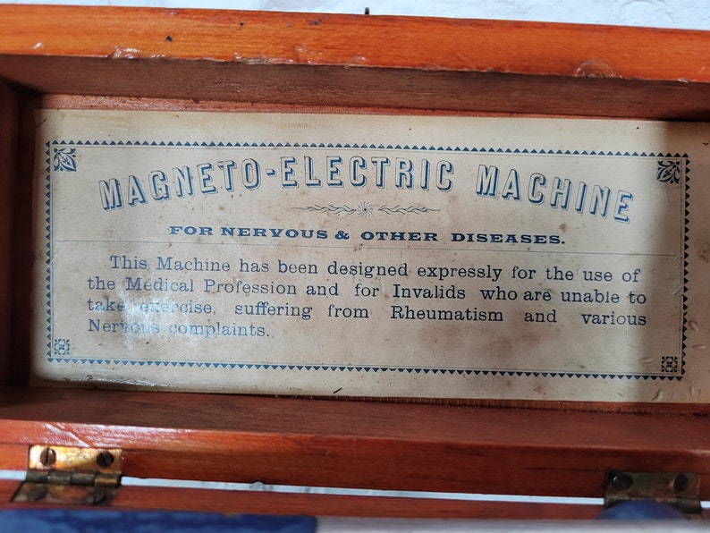 Antique Magneto Device / Magneto Electric Machine for Nervous and Other ...