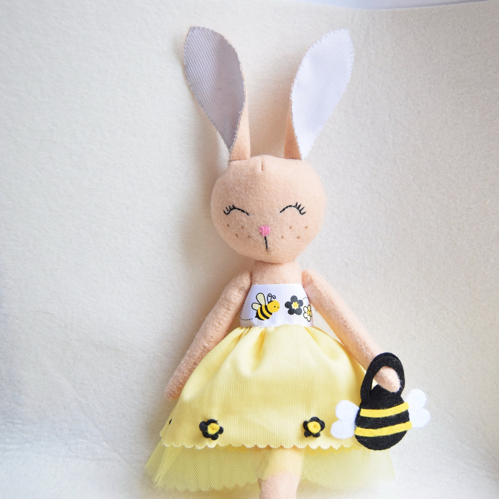Kit DIY Felt Bunny Doll/softie Sewn Bunny Doll Kit/girl - Etsy