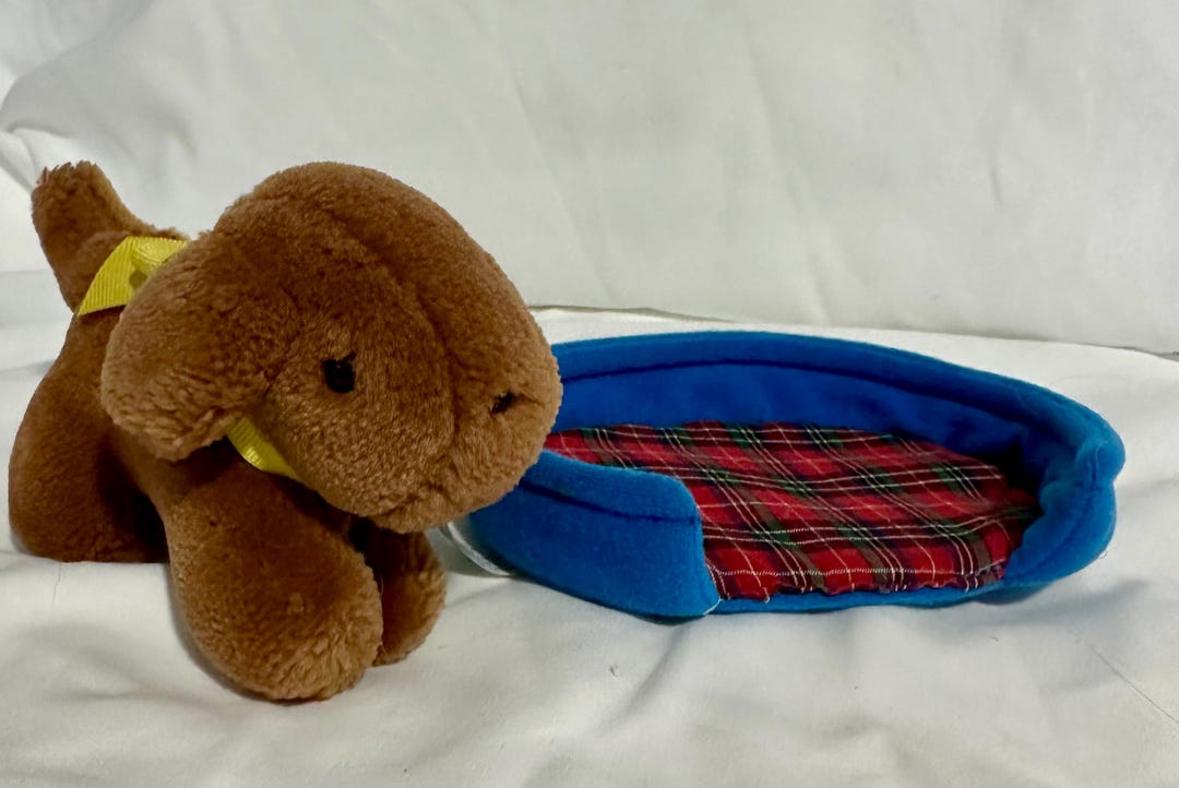 Madeline's Genevieve Dog With Dog Bed - Etsy