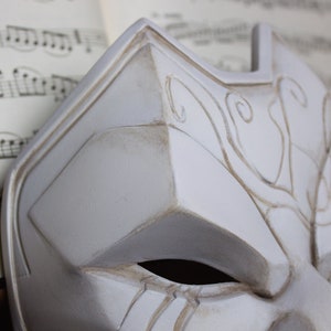 Jhin Mask, League of Legends Cosplay Prop Commission - Etsy