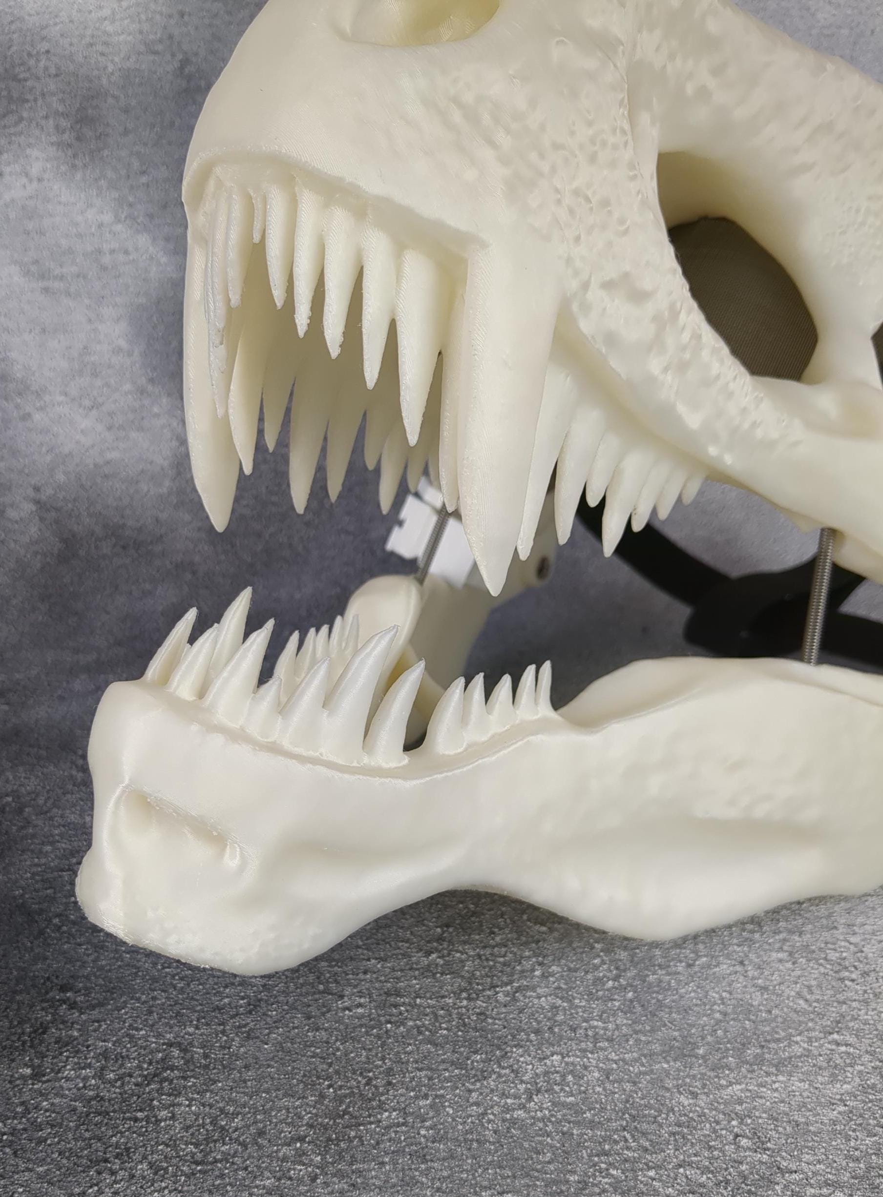 3D Printed T-rex Dino Mask With Moving Jaw & LED Eyes - Etsy