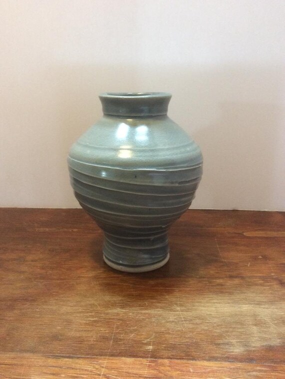 Allen Ditton Pottery Vase. Dated and Signed. 1995. | Etsy