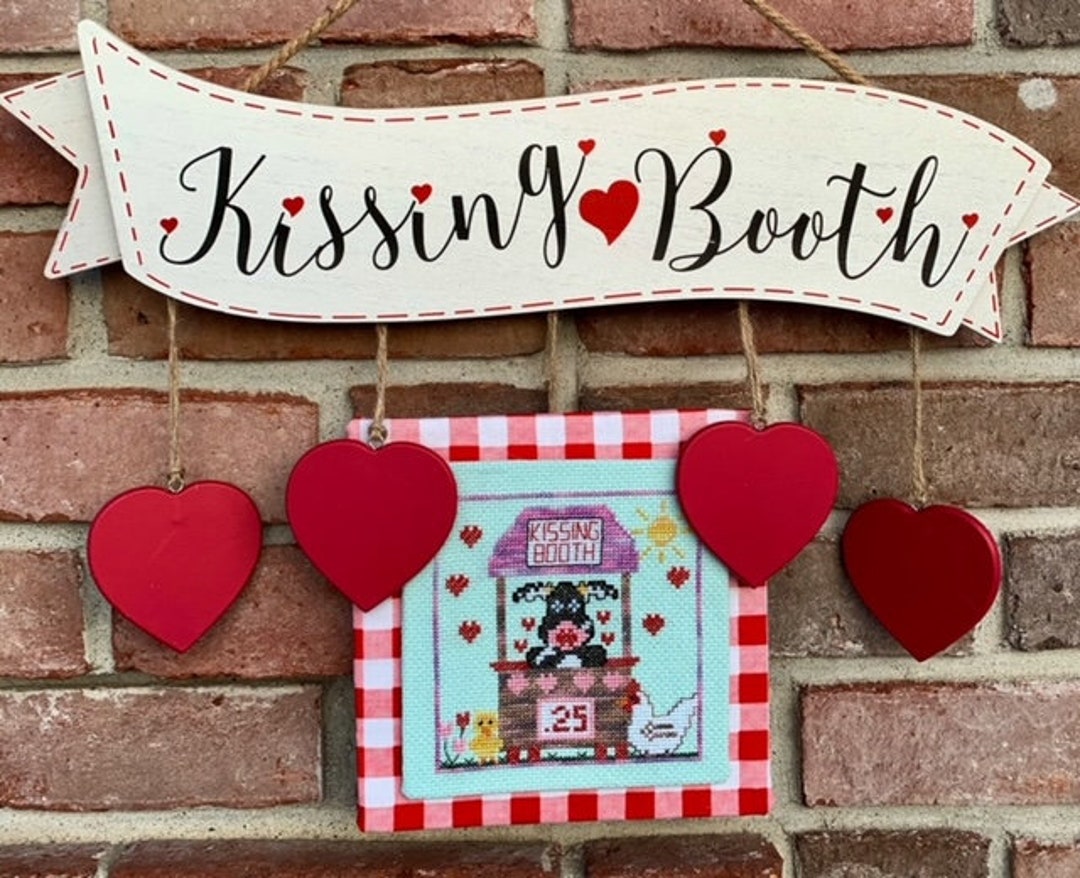 KISSING BOOTH (part of the "moo the Merrier" Collective of Designs ...