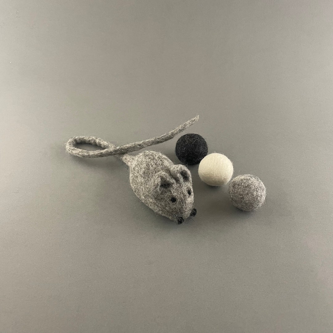 Set Natural Cat Toy, ratón de lana y ovillos de lana - Etsy España