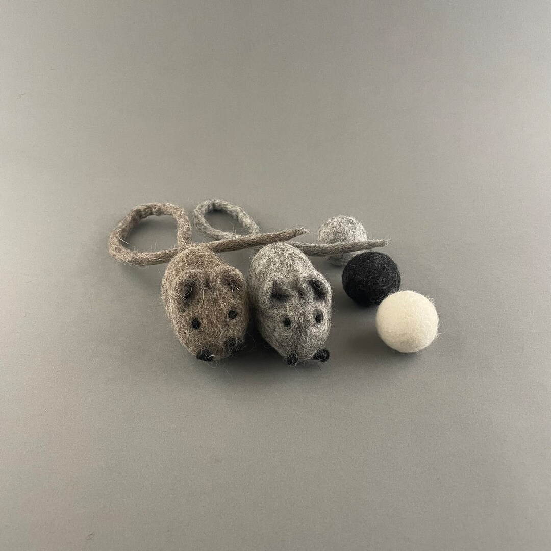 Natural Cat Toy Set, Cat Mouse Toy With Wool Balls - Etsy