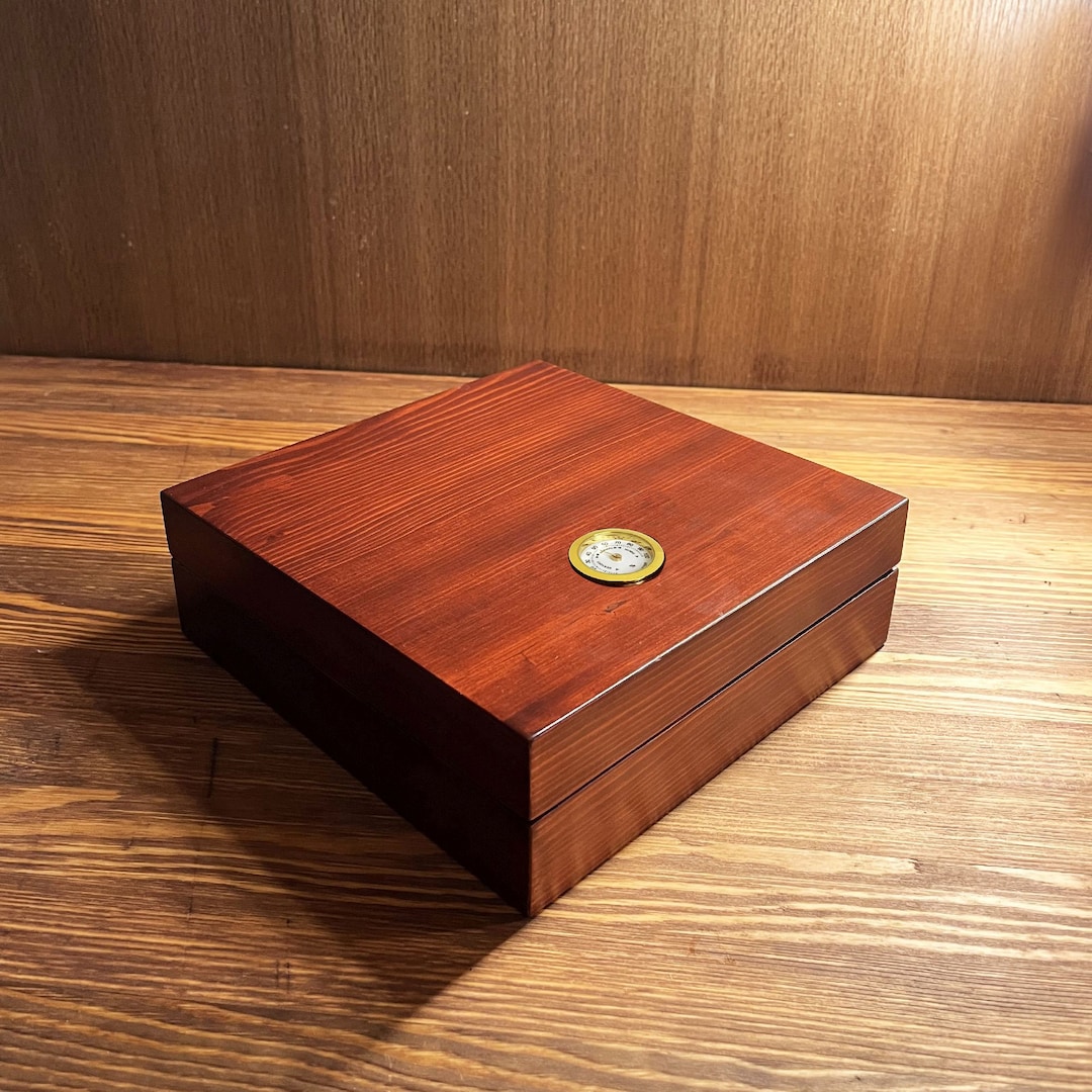Cigar Humidor Cedar Wood 20-25 Cigars With Analog Hygrometer - Etsy