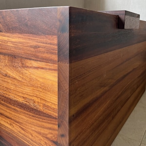 Ofuro Wooden Soaking Bathtub Iroko Wood Customizable Box Type Hot Cold ...