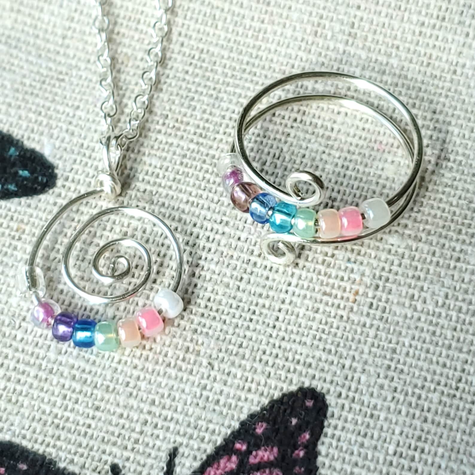 Fidget Jewelry Set: Calming 9-bead Spinner Ring & Necklace - Etsy