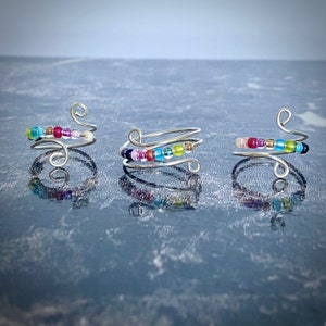 FIDGET RING - Fidget Toys for Kids and Women - 9 Multicolor Beads ...