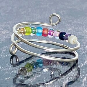 FIDGET RING - Fidget Toys for Kids and Women - 9 Multicolor Beads ...