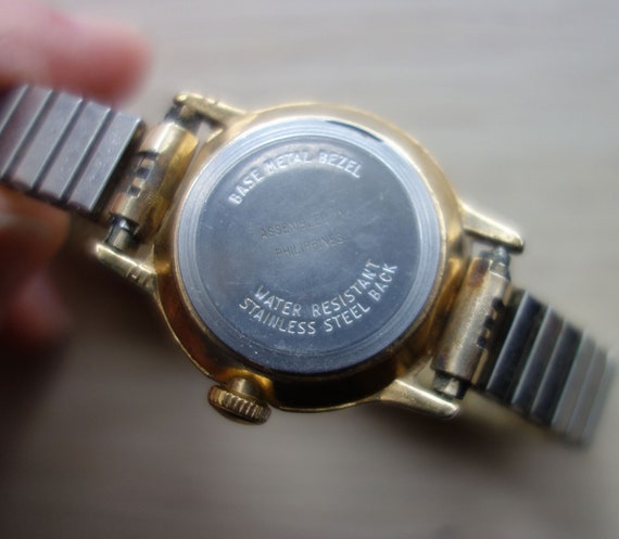 Vintage TIMEX Mechanical Ladies' Watch, Water Resista… - Gem Vintage TIMEX Mechanical Ladies' Watch, Water Resista… - Gem
