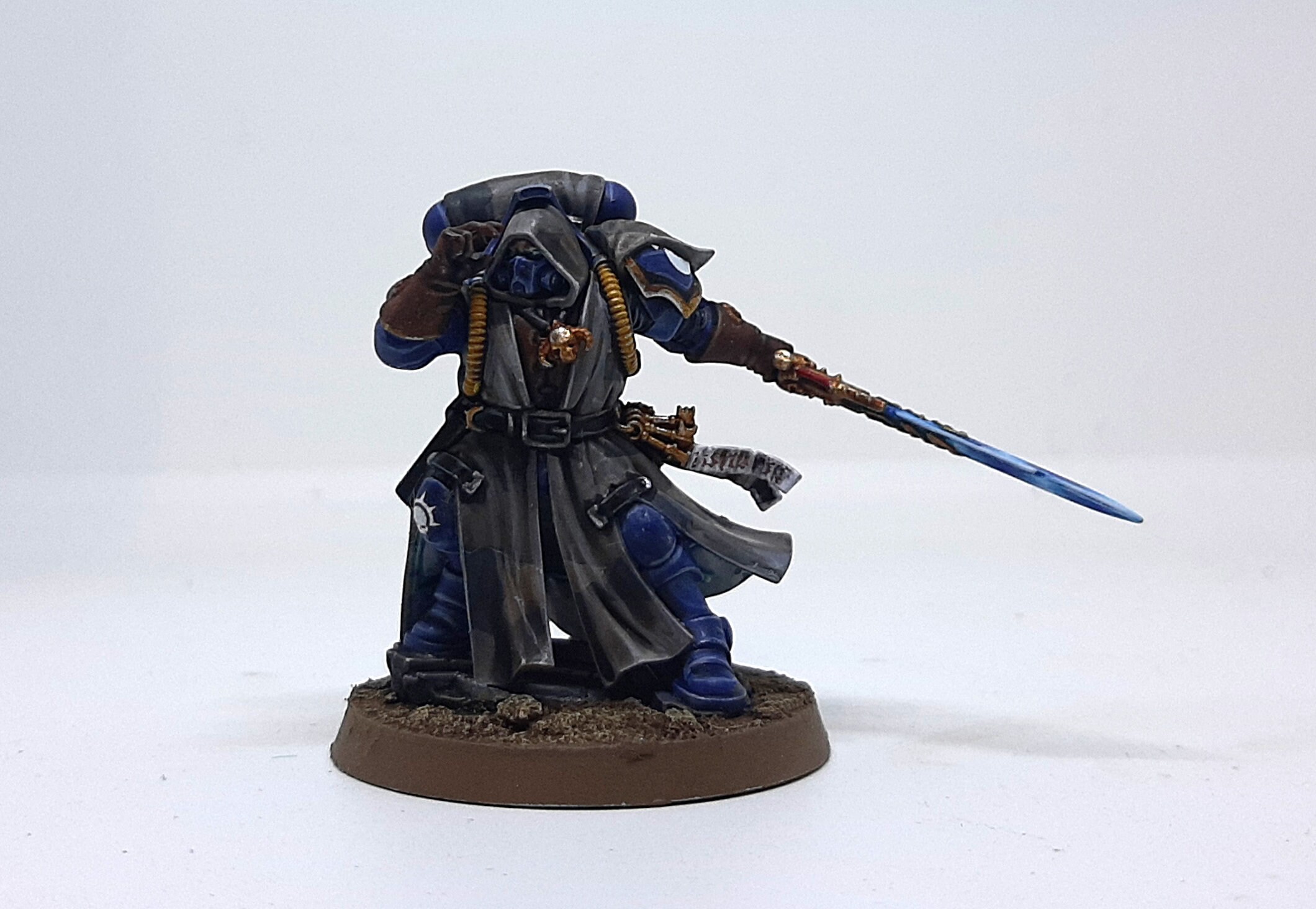 Primaris Librarian in Phobos Armour 40k painted army 40k - Etsy.de