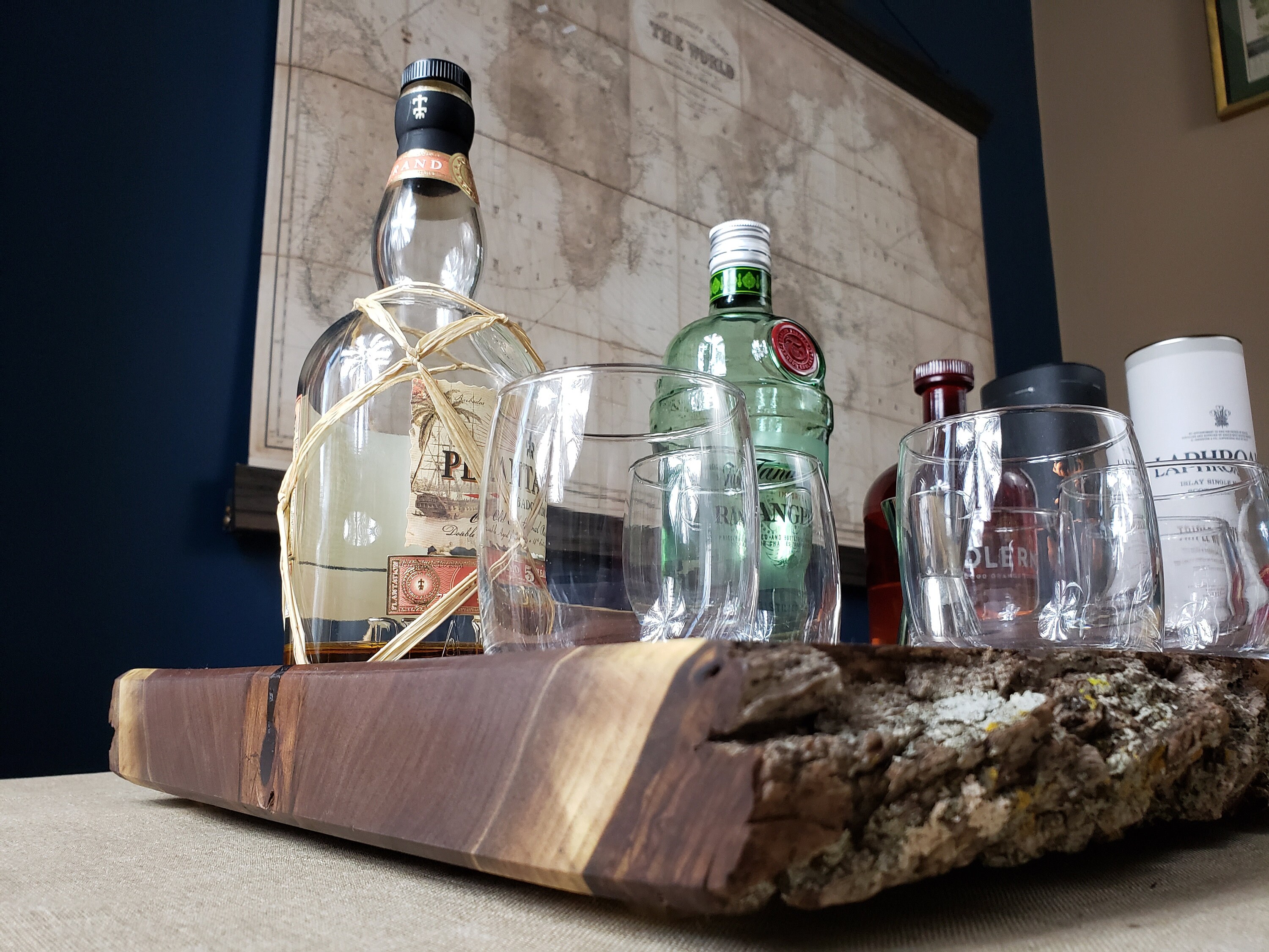 Whiskey Tray - the Ultimate Gift for the Whiskey, Bourbon , or Scotch ...