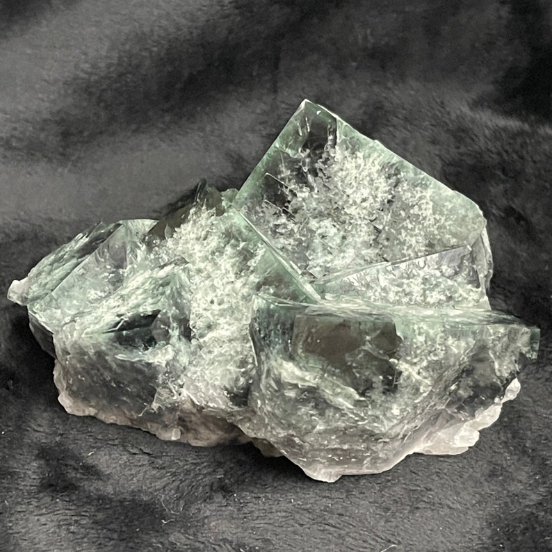 Fluorite New Find! Supernova Pocket | UV Fluorescent | 438grams - Etsy