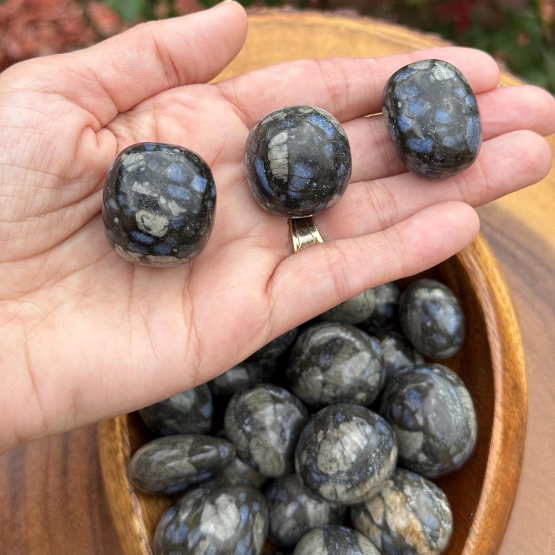 Que Sera Stones | Blue Liberite Rhyolite Combination Stone 7 Minerals ...